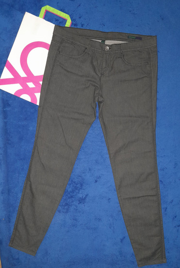 Benetton tanke farmerke skinny vel 31 NOVO!