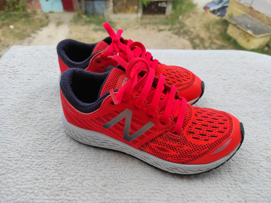 New Balance Patike vel. 32