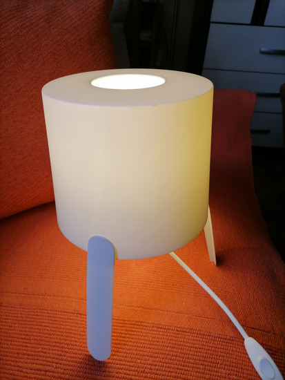 Lampa IKEA nova