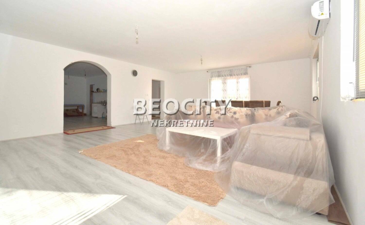 Čukarica, Sremčica, Sinise Nemanjica , 10.0, 522m2, 250000EUR