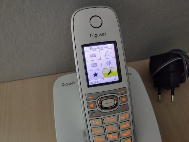 Dobar Siemens Gigaset Telefon,Color,Tft.