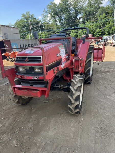 Mitsubishi TRACTOR(Mitsubishi) traktor točkaš