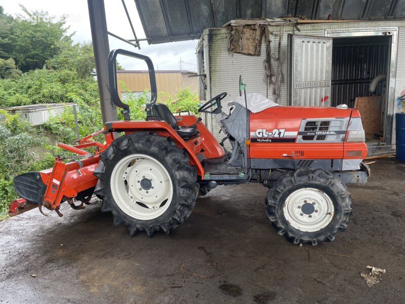 Kubota TRACTOR(Kubota) traktor točkaš