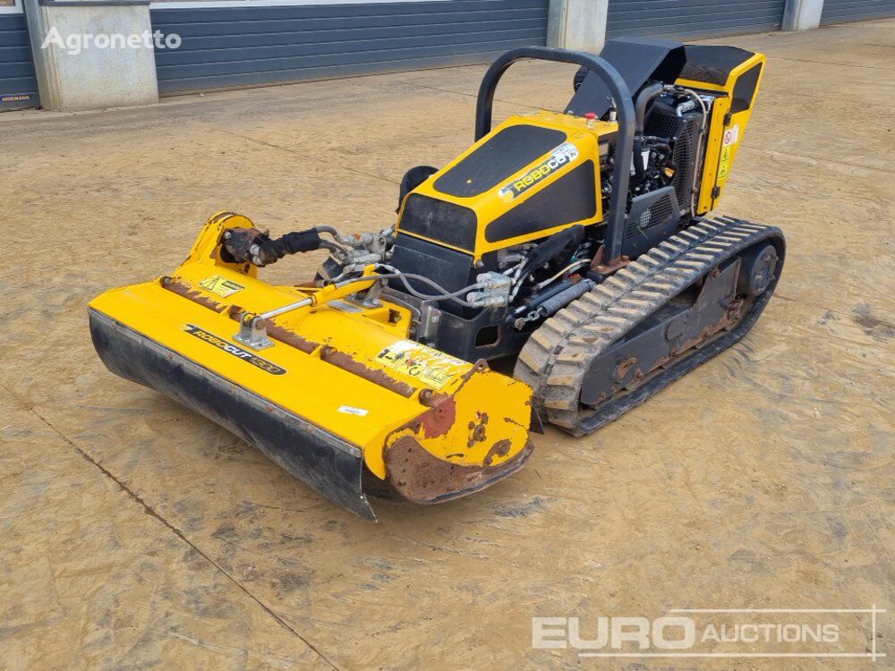 Prodaje se McConnel 2015 McConnel Robocut Remote Controlled Flail Mower traktor kosilica na aukciji