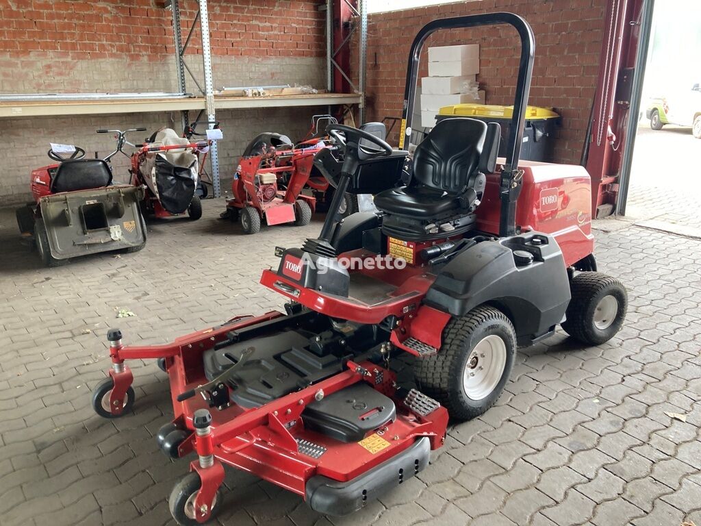 Novi Toro GROUNDSMASTER 3200 traktor kosilica