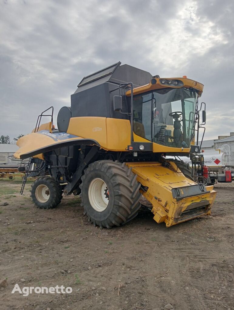 New Holland CX6090 kombajn za žito