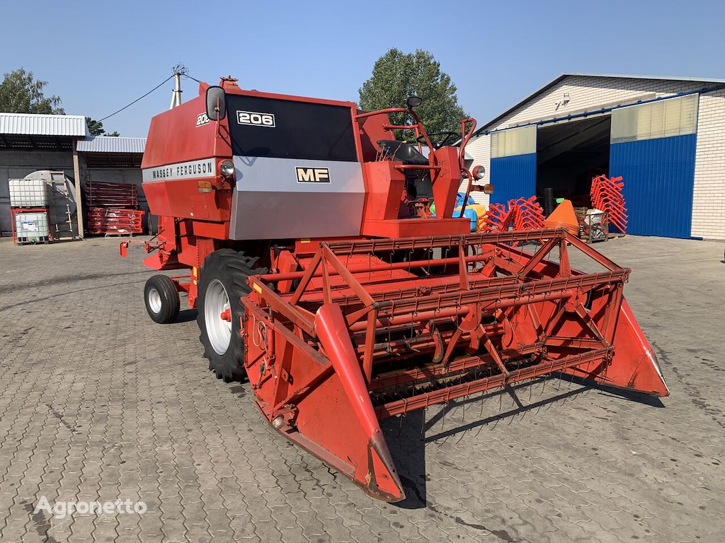 Massey Ferguson 206-8 kombajn za žito