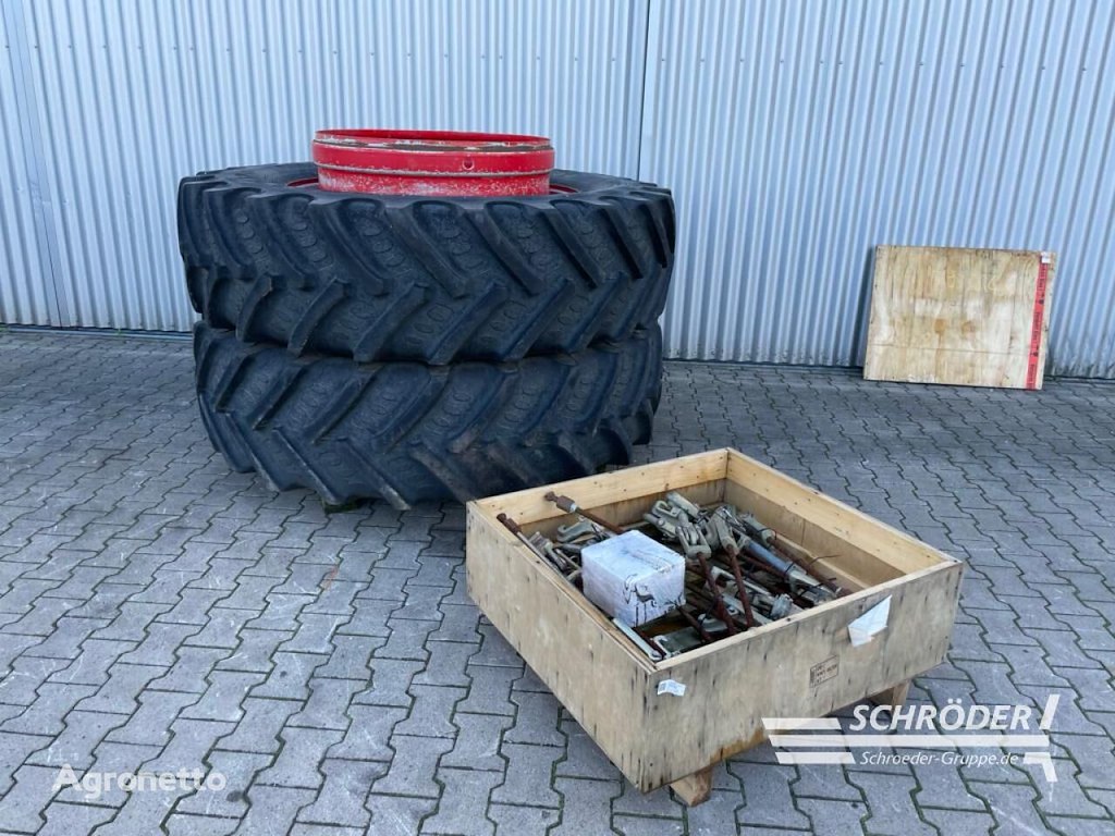 2X 520/85 R 46 točak