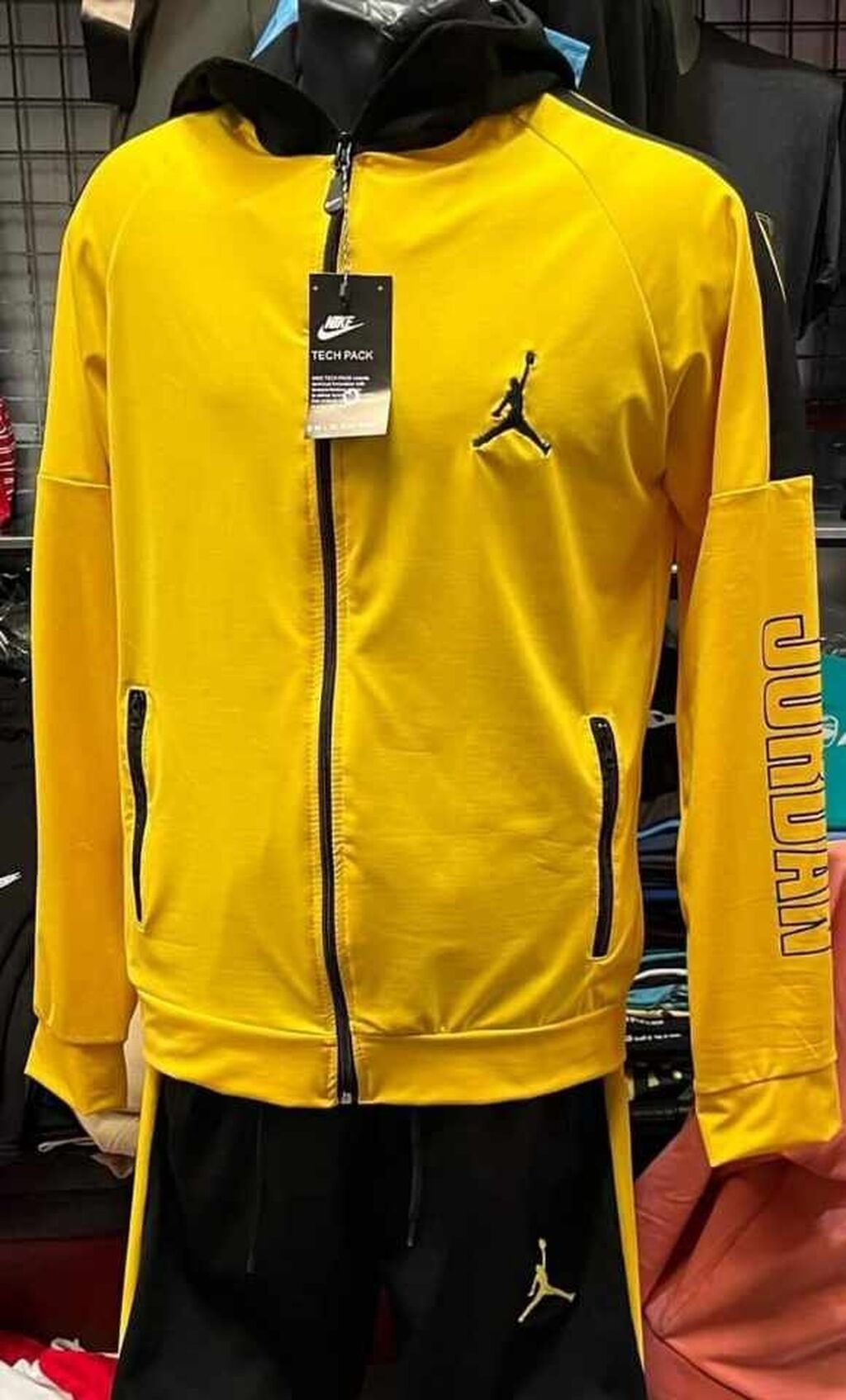 Jordan muške trenerke Materijal likra M L XL XXL 3XL Cena 4.000