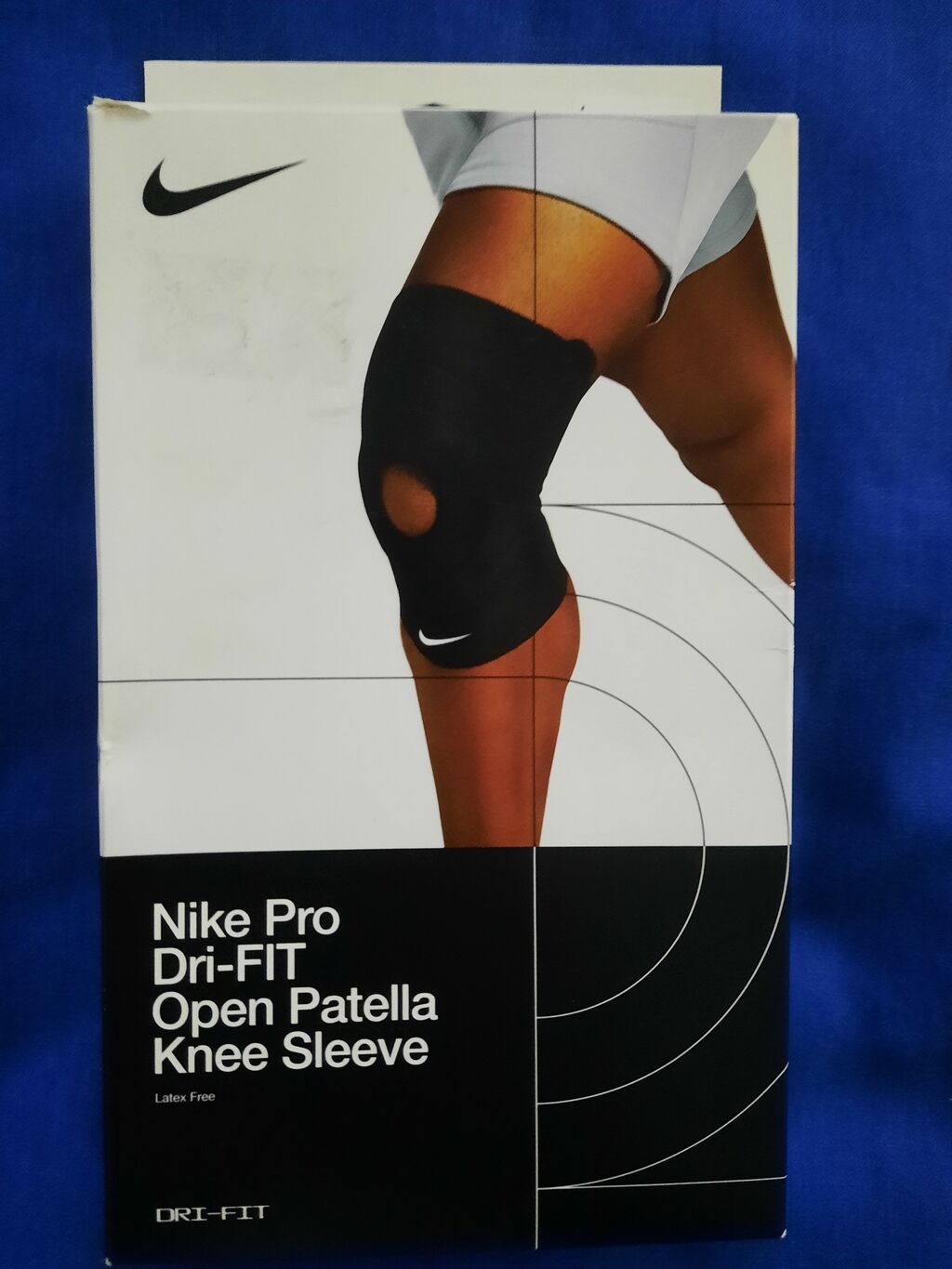 Nike steznik za koleno, novo