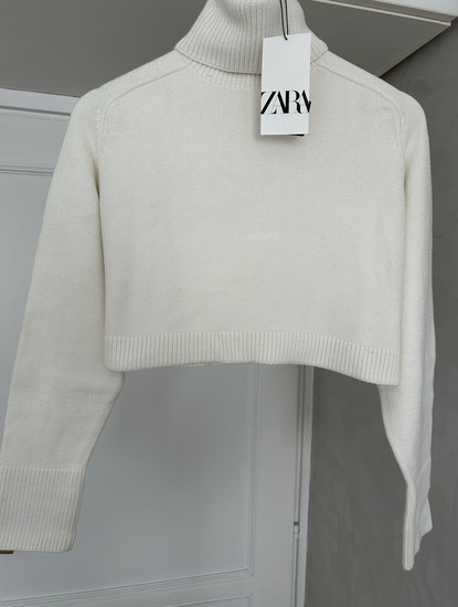 zara nova crop top rolka