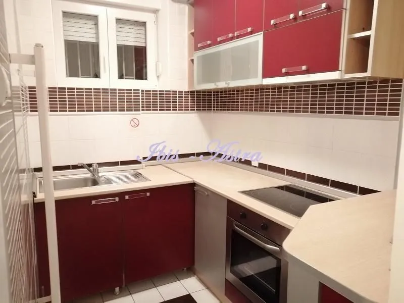 Izdavanje, poslovni prostor, 60m2, Centar, Beograd