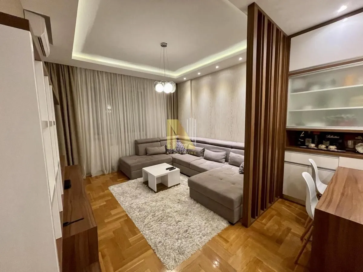 Izdavanje, dvosoban stan, 41m2, Centar, Novi Sad