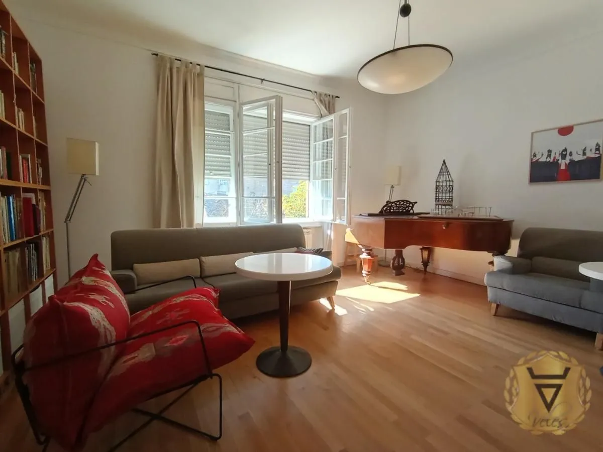 Izdavanje, četvorosoban stan, 105m2, Centar, Beograd