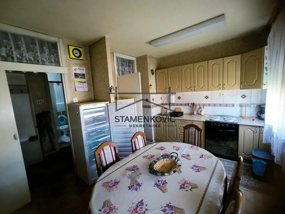 Izdavanje, dvosoban stan, 60m2, Bulevar Oslobodjenja, Novi Sad, Novi Sad