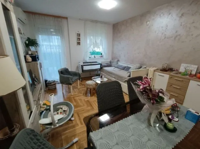 Prodaja, stan, 49m2, Novi Sad