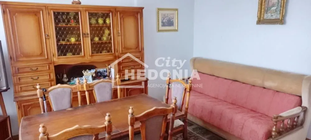 Prodaja, trosoban stan, 79m2, Zemun Kej, Zemun, Beograd