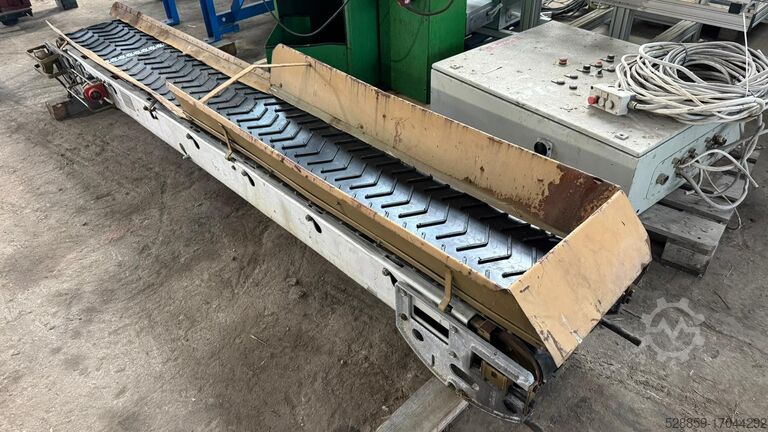 POKRETNA TRAKA
Belt conveyor