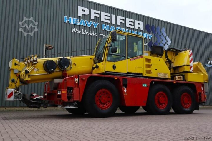 Dizalica na celom terenu
Demag AC-40 City 6x6 Drive And 6 Wheel Steering, 40t Cap