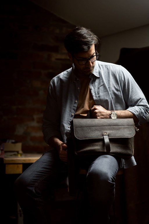 Messenger bag