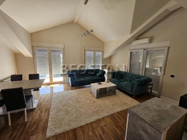 Slavka Ćuruvije, Dvosoban stan za izdavanje, 103m2, 1.300€