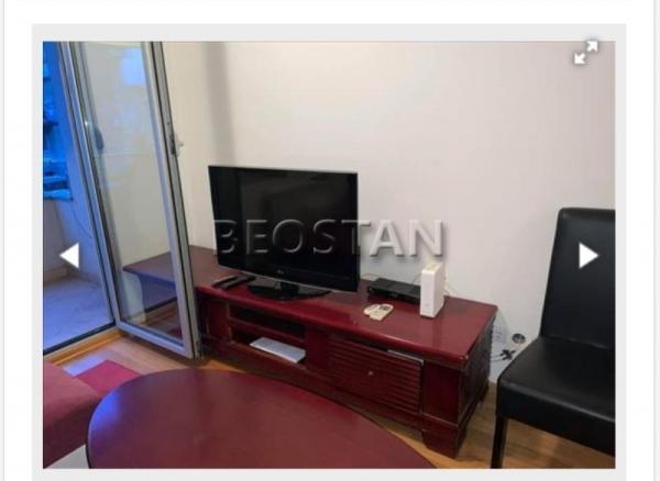 Trosoban stan za izdavanje, 65m2, 800€