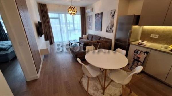 Bulevar Vudroa Vilsona, Dvosoban stan za izdavanje, 56m2, 1.400€