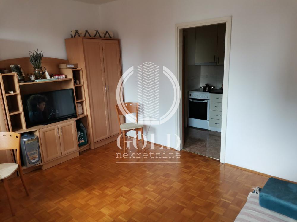 Radnička, Jednoiposoban stan na prodaju, 35m2, 101.970€