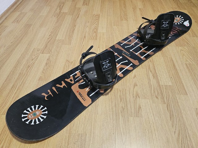 SnowBoard GHOST Fakir 147 147cm Board daska + X LEVEL