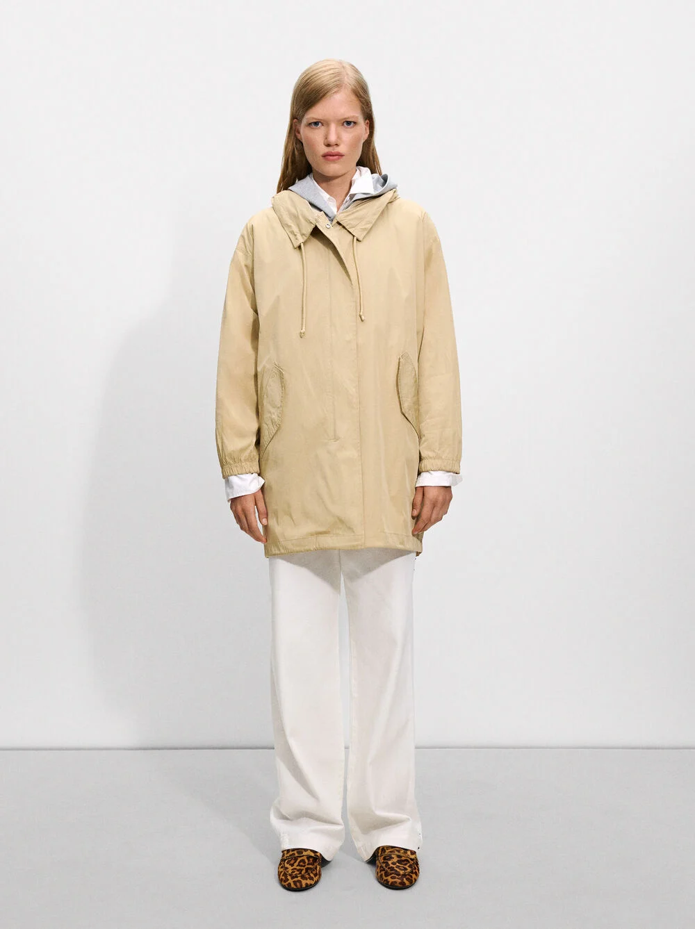 HIGH-NECK PARKA