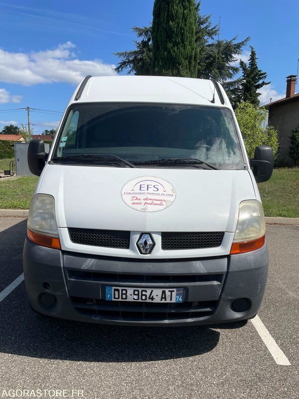 Prodaje se Renault MASTER minibus furgon na aukciji