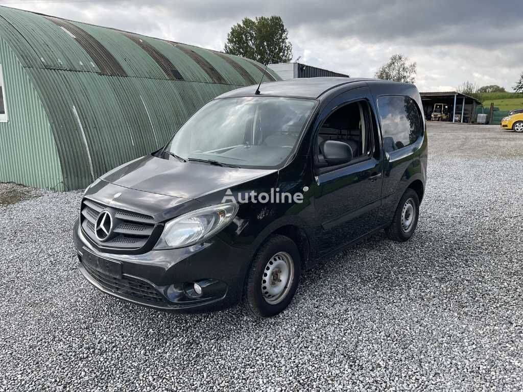 Prodaje se Mercedes-Benz Citan laki furgon na aukciji