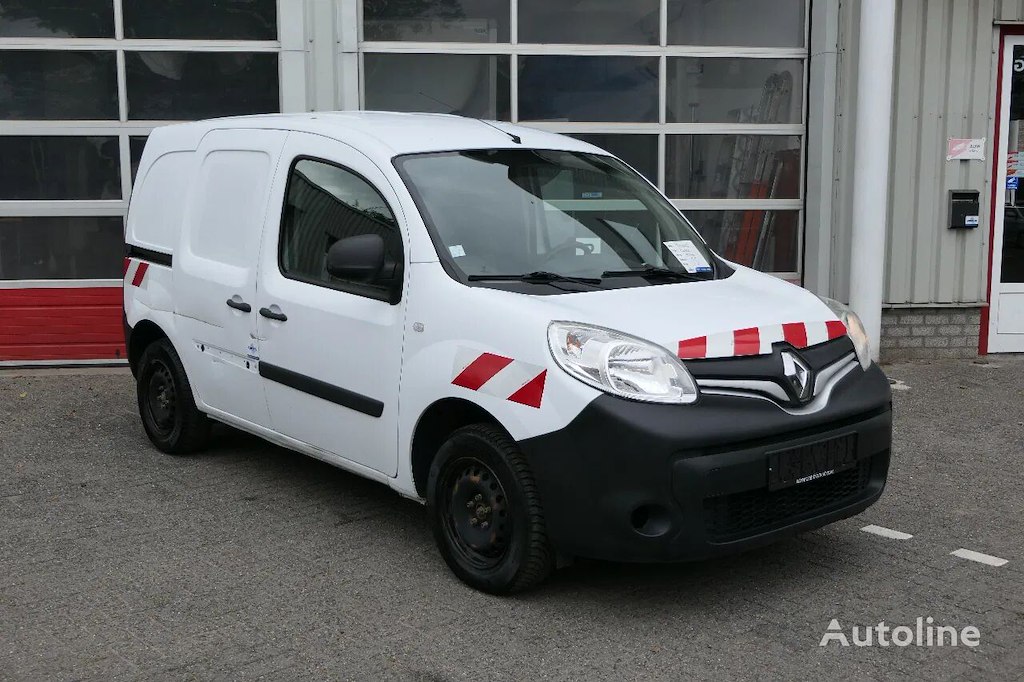 Renault Kangoo | A/C | 305390Km | 2017 | 55kW | Tires 70% | Manual | Eur minibus furgon