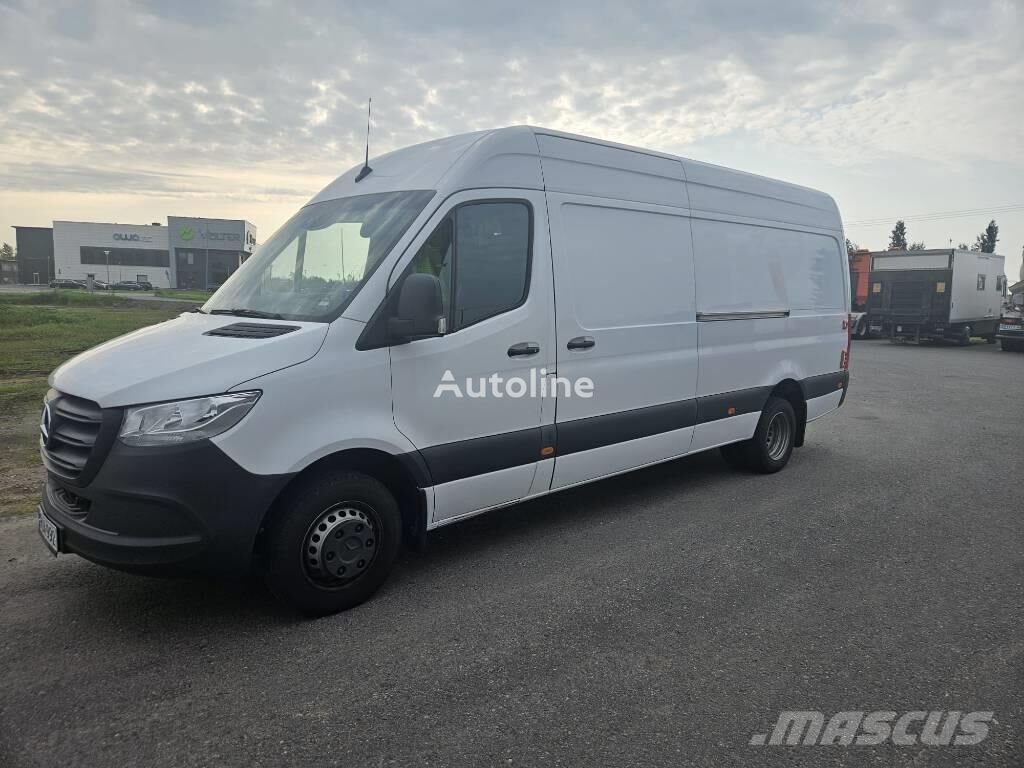 Mercedes-Benz Sprinter minibus furgon