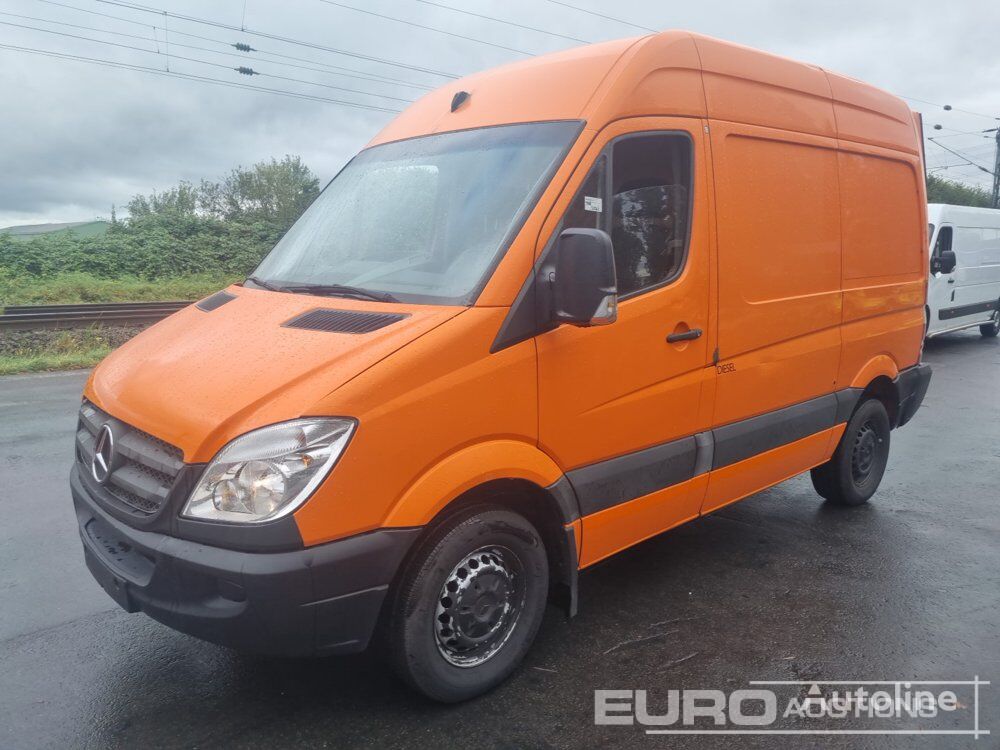 Prodaje se Mercedes-Benz Sprinter 310CDI minibus furgon na aukciji