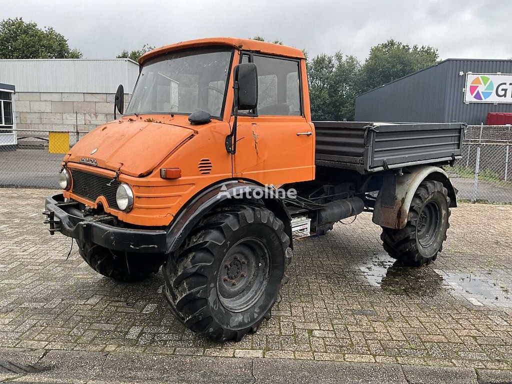 Prodaje se Mercedes-Benz Unimog 406 200 kiper na aukciji