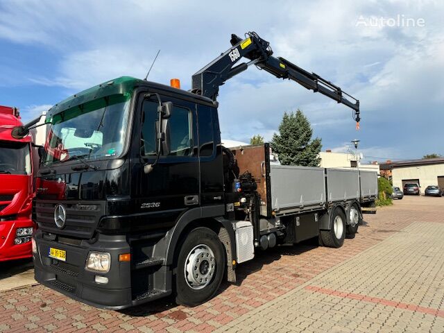 Mercedes-Benz Actros 2536 Hds kamion s ravnom platformom