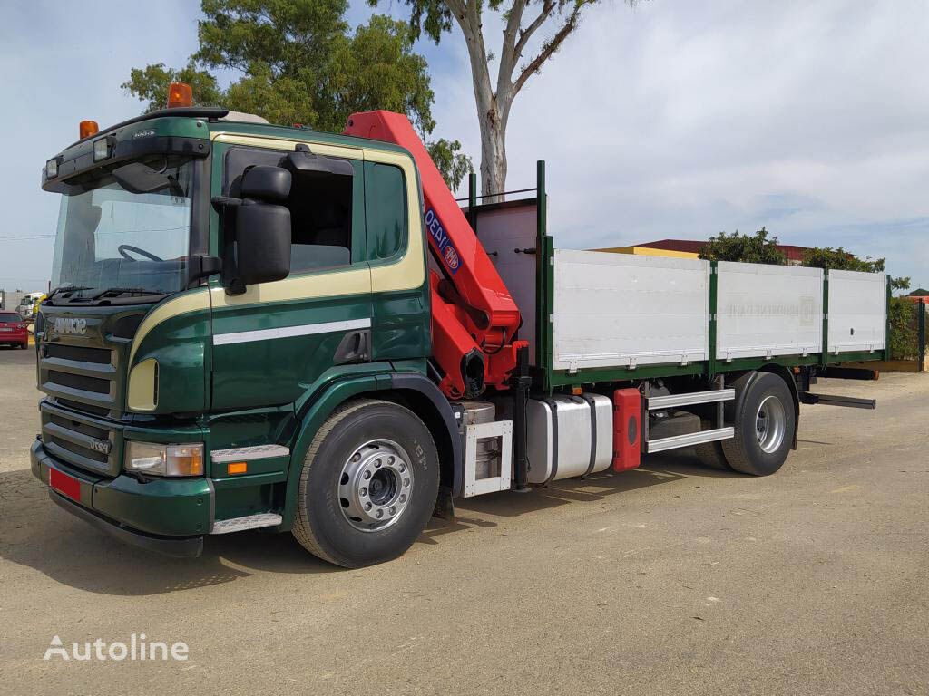 Scania P 270 kamion s ravnom platformom