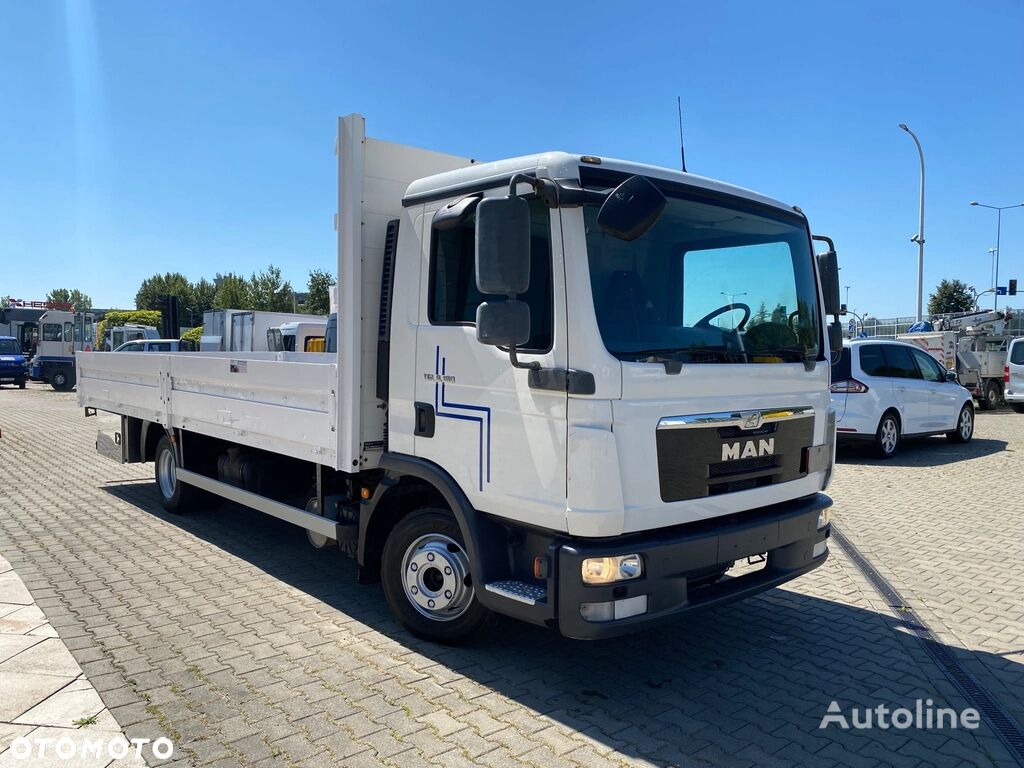 MAN TGL 8.180 / 3 SEATS / WEBASTO / LOW KM kamion s ravnom platformom