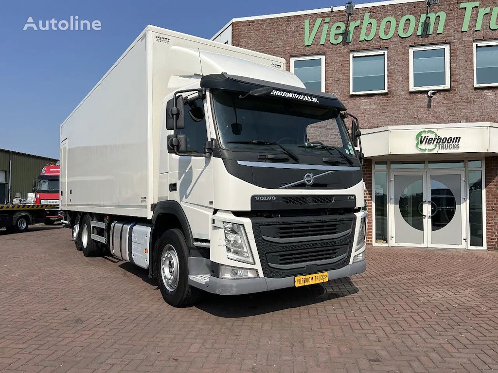 Volvo FM 330 FM330 6X2 Koffer mit 2Ton Ladebordwand Lenkachse TOP ZUST kamion furgon