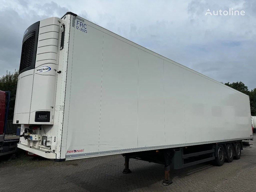 Schmitz Cargobull SCB S3B - 3 AXLE - CARRIER VECTOR 1350 + APK 01-2025 poluprikolica hladnjača