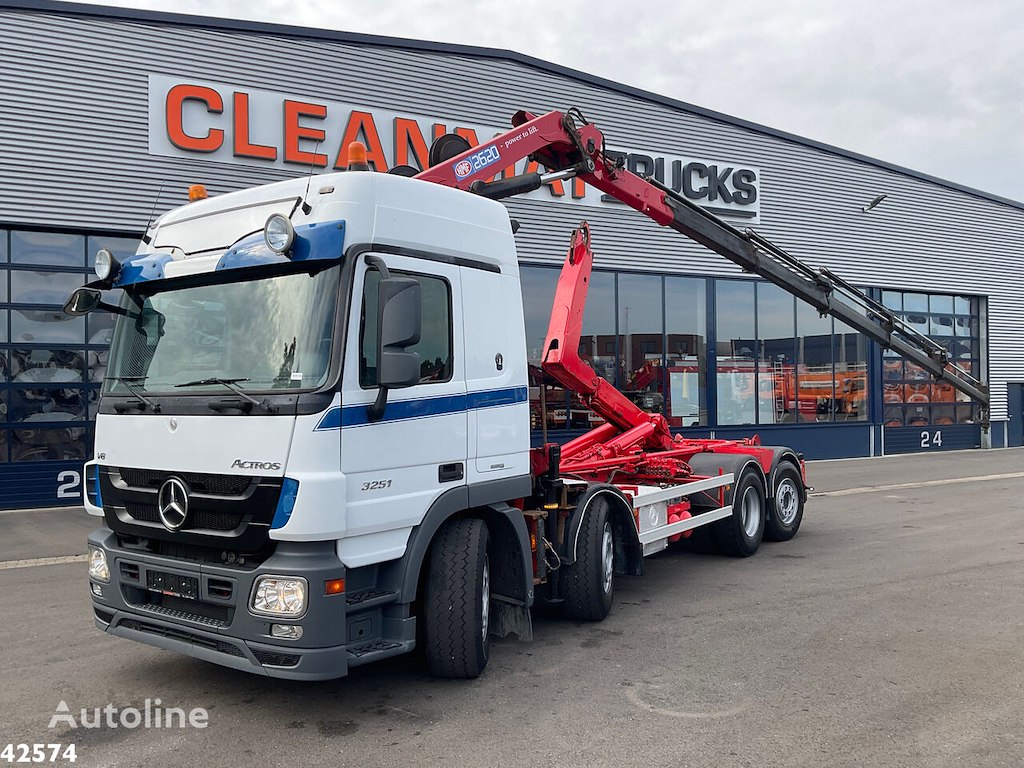 Mercedes-Benz Actros 3251 V8 8x2 HMF 26 Tonmeter laadkraan bouwjaar 2014! kamion rol kiper