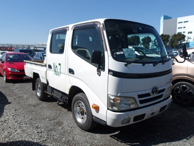 Toyota TOYOACE kamion s ravnom platformom < 3.5t