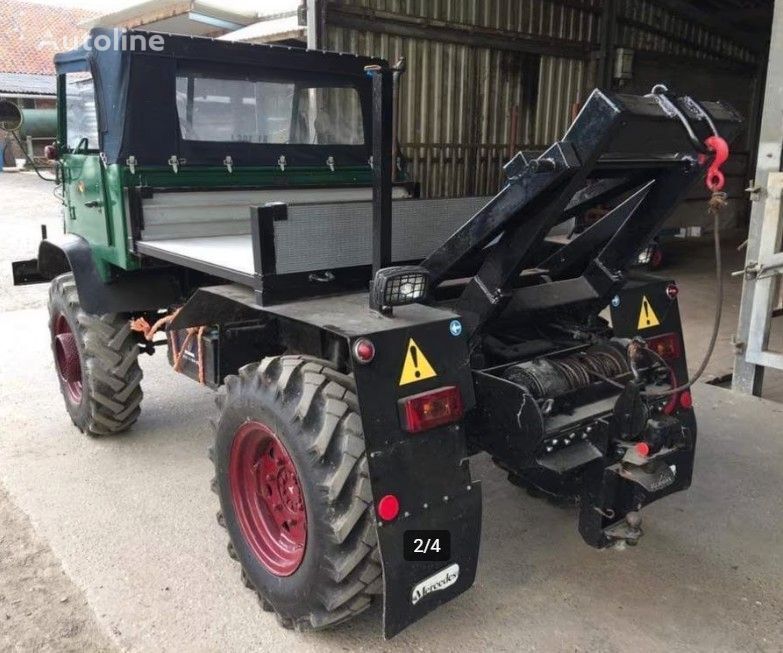 Mercedes-Benz Unimog 411 šlep auto