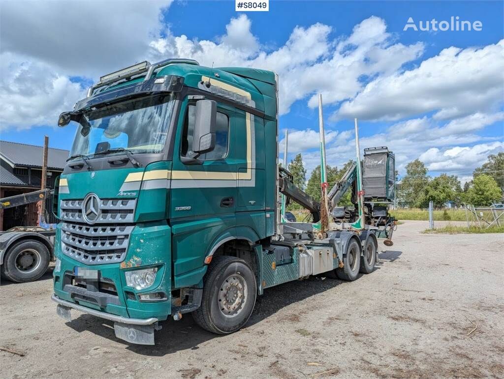 Mercedes-Benz Arocs kamion za prevoz drva