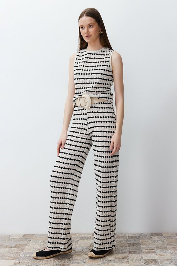 Trendyol Ecru Knitwear Look Striped Straigth/Straight Fit Trousers