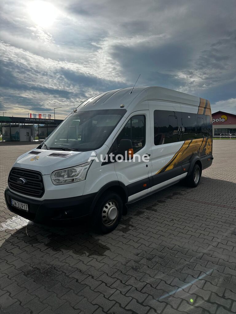 Ford Transit putnički minibus