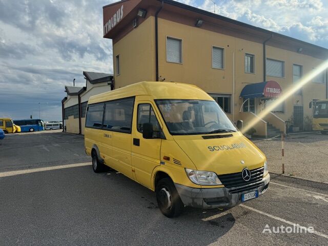 Mercedes-Benz 413 CDI školski autobus