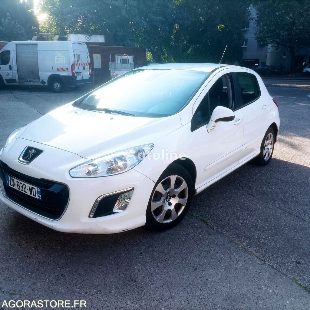 Prodaje se Peugeot 308 hečbek na aukciji