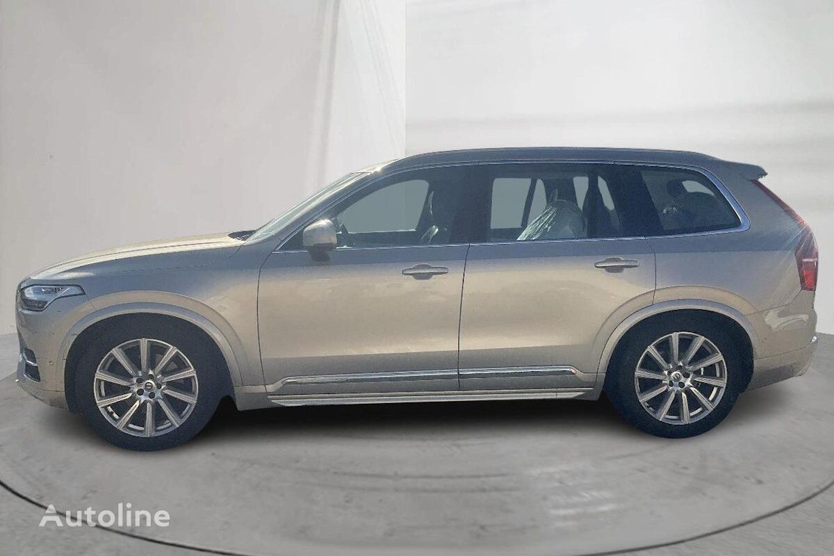 Prodaje se Volvo XC90 terenac na aukciji